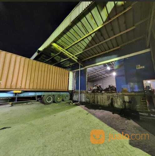 Gudang ada loading dock d Kawasan Marunda Cilincing di Kota Jakarta ...